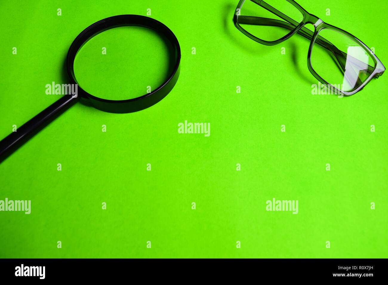 green background with motivation and education concepts Stock Photo - Alamy
