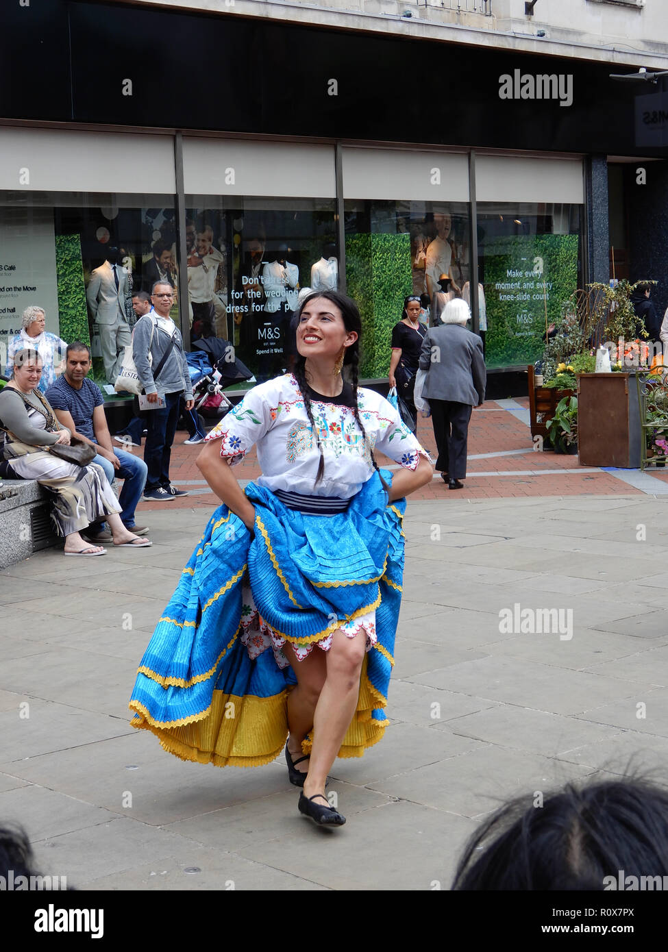 Andean dancer hi-res stock photography and images - Alamy