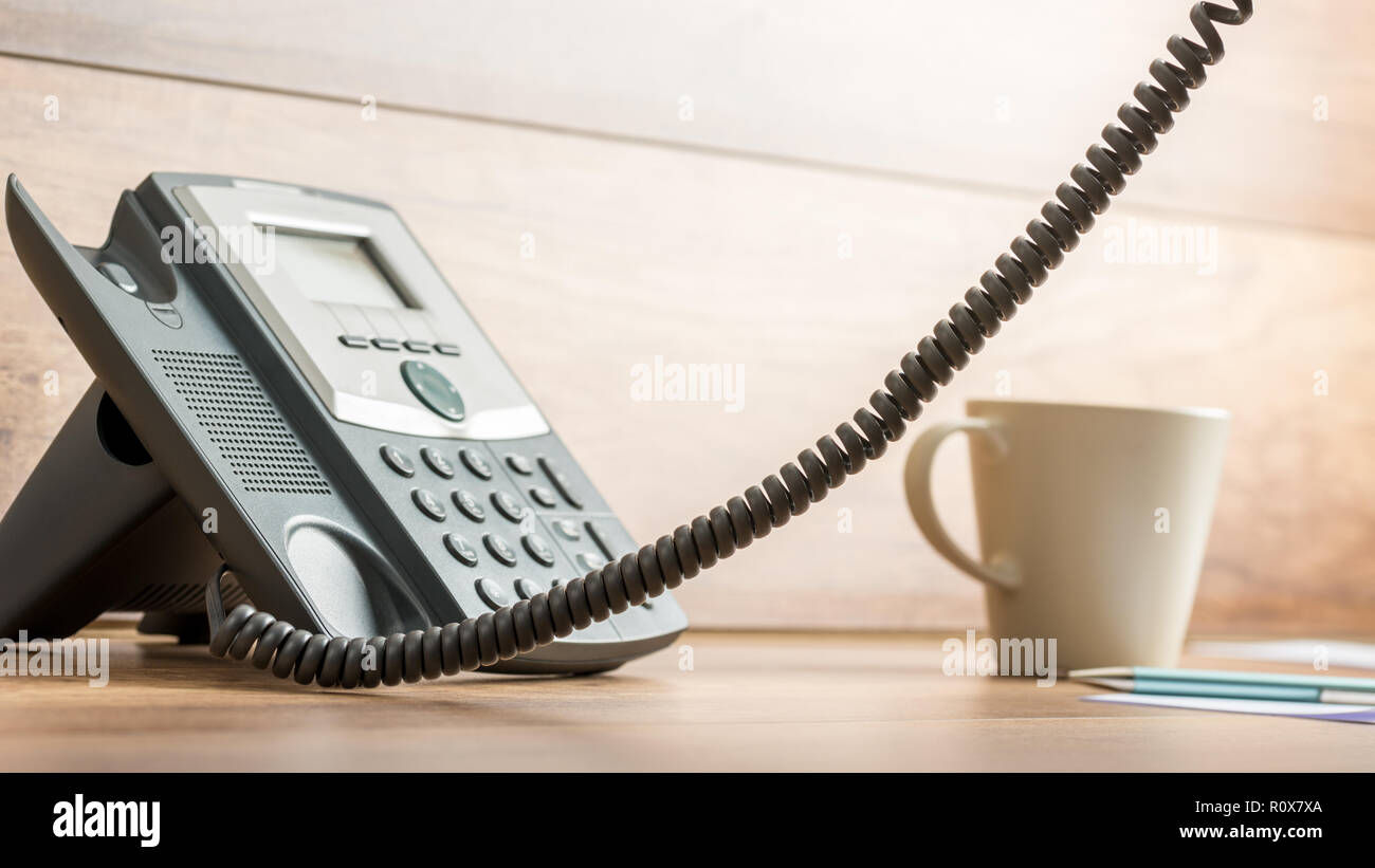 Desk phone off hook hi-res stock photography and images - Alamy