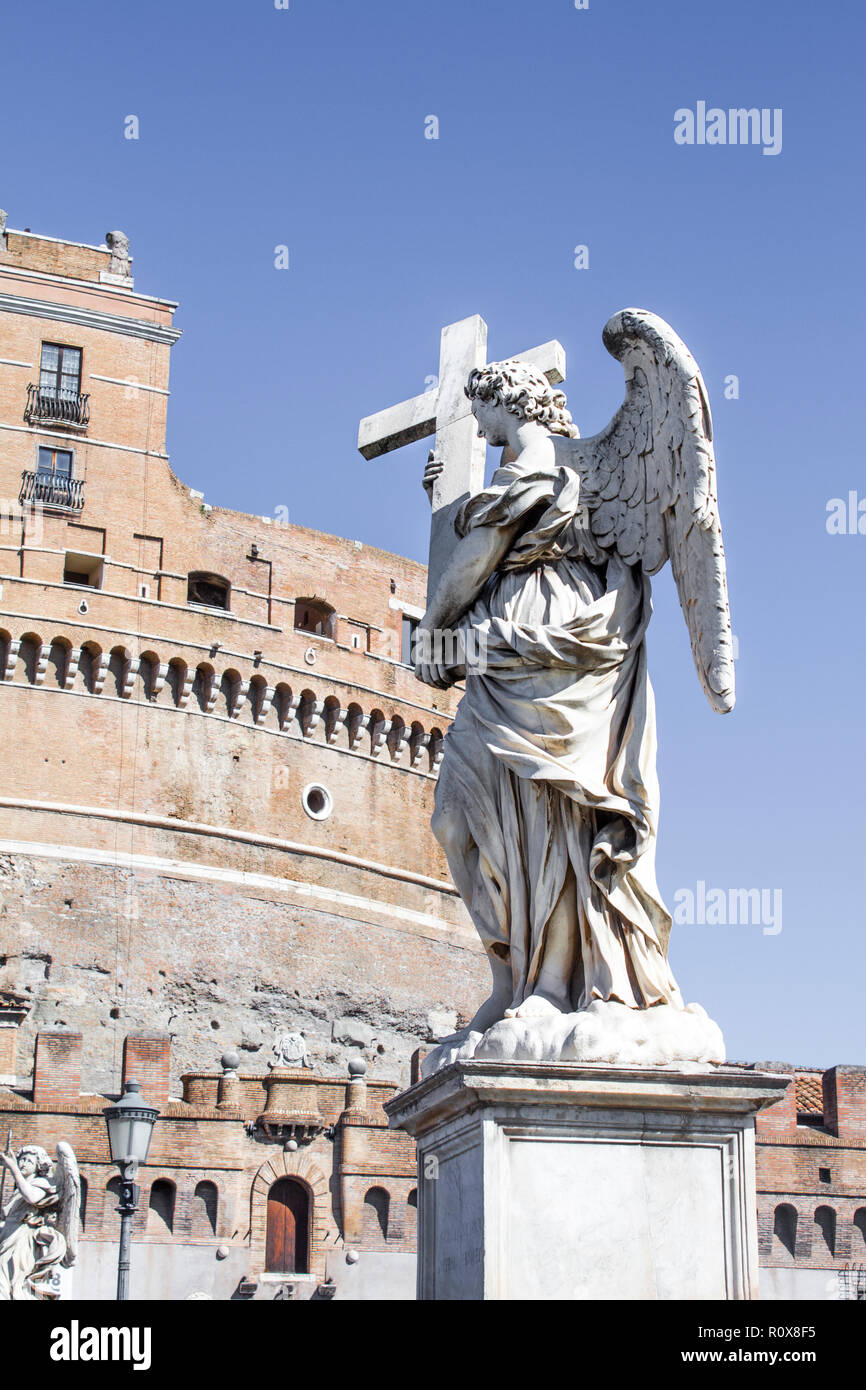 Crucifix on stone bridge hi-res stock photography and images - Alamy
