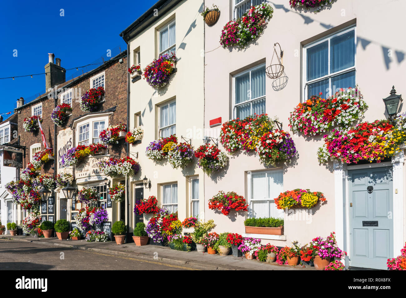 England, Kent, Deal, Colourful Seafront Buildings Stock Photo - Alamy