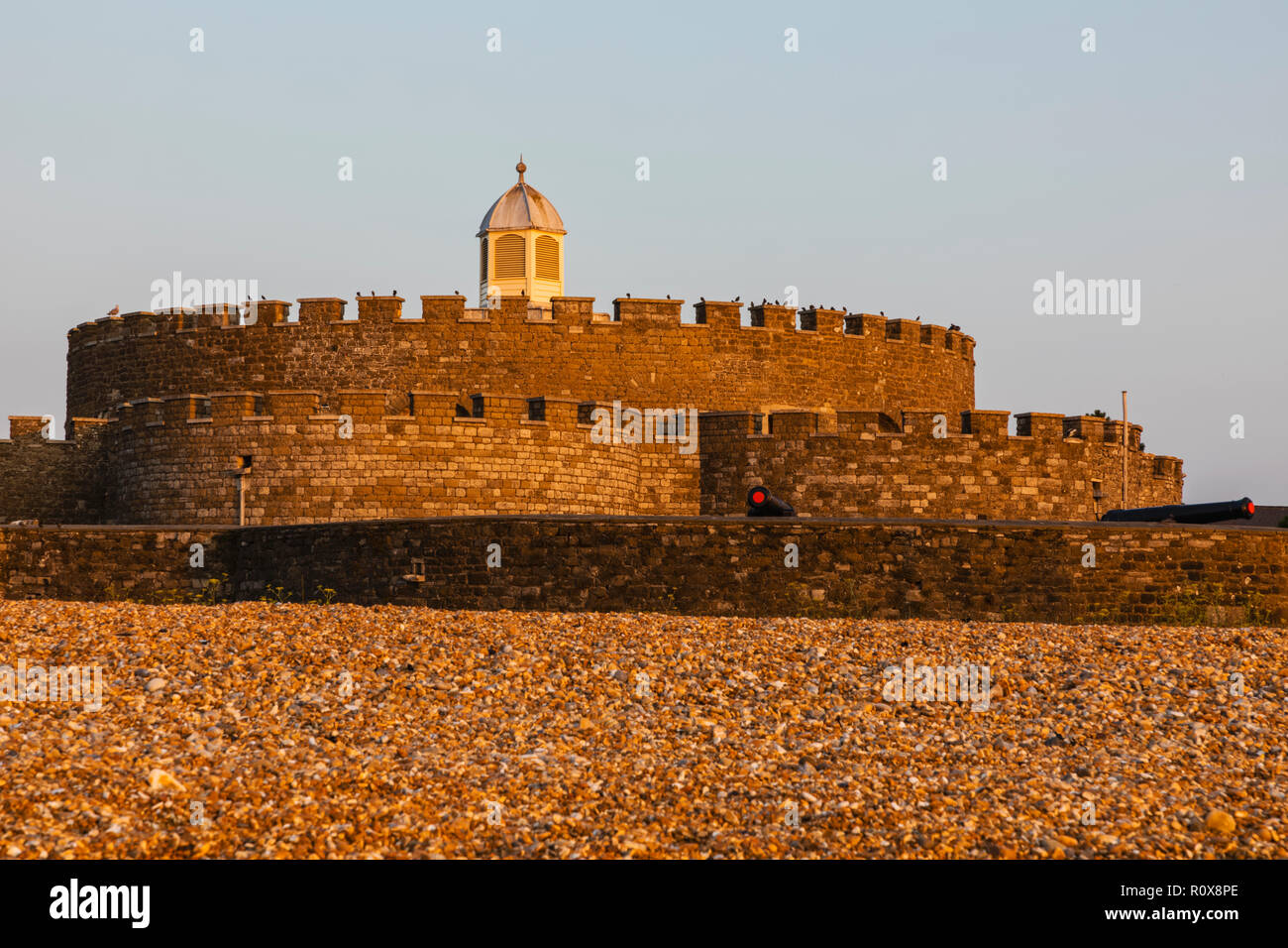 England, Kent, Deal, Beach and Deal Castle Stock Photo - Alamy