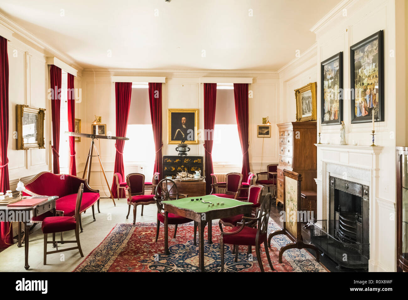 Castle interior england hi-res stock photography and images - Alamy