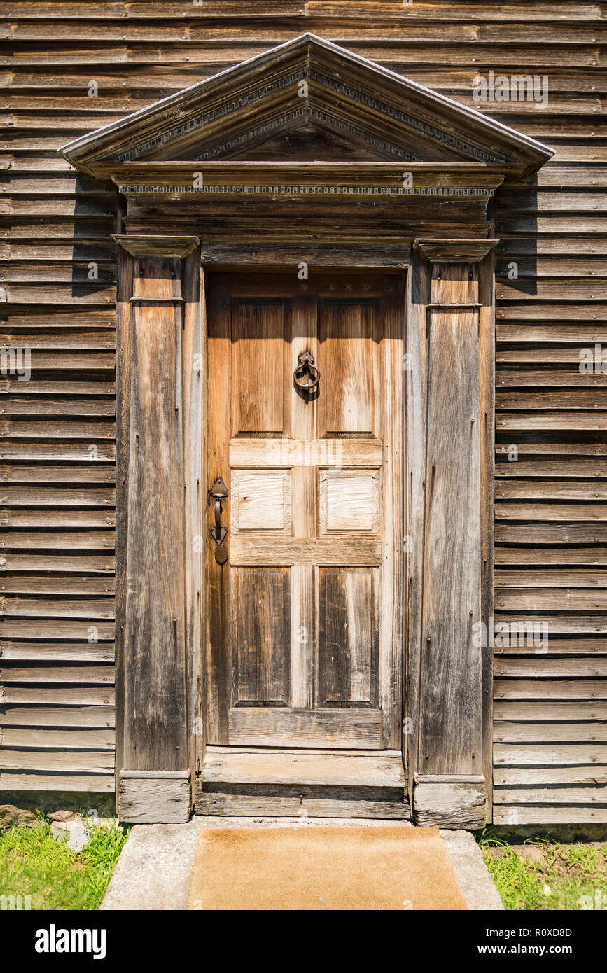 Beautiful rich house door hi-res stock photography and images - Alamy