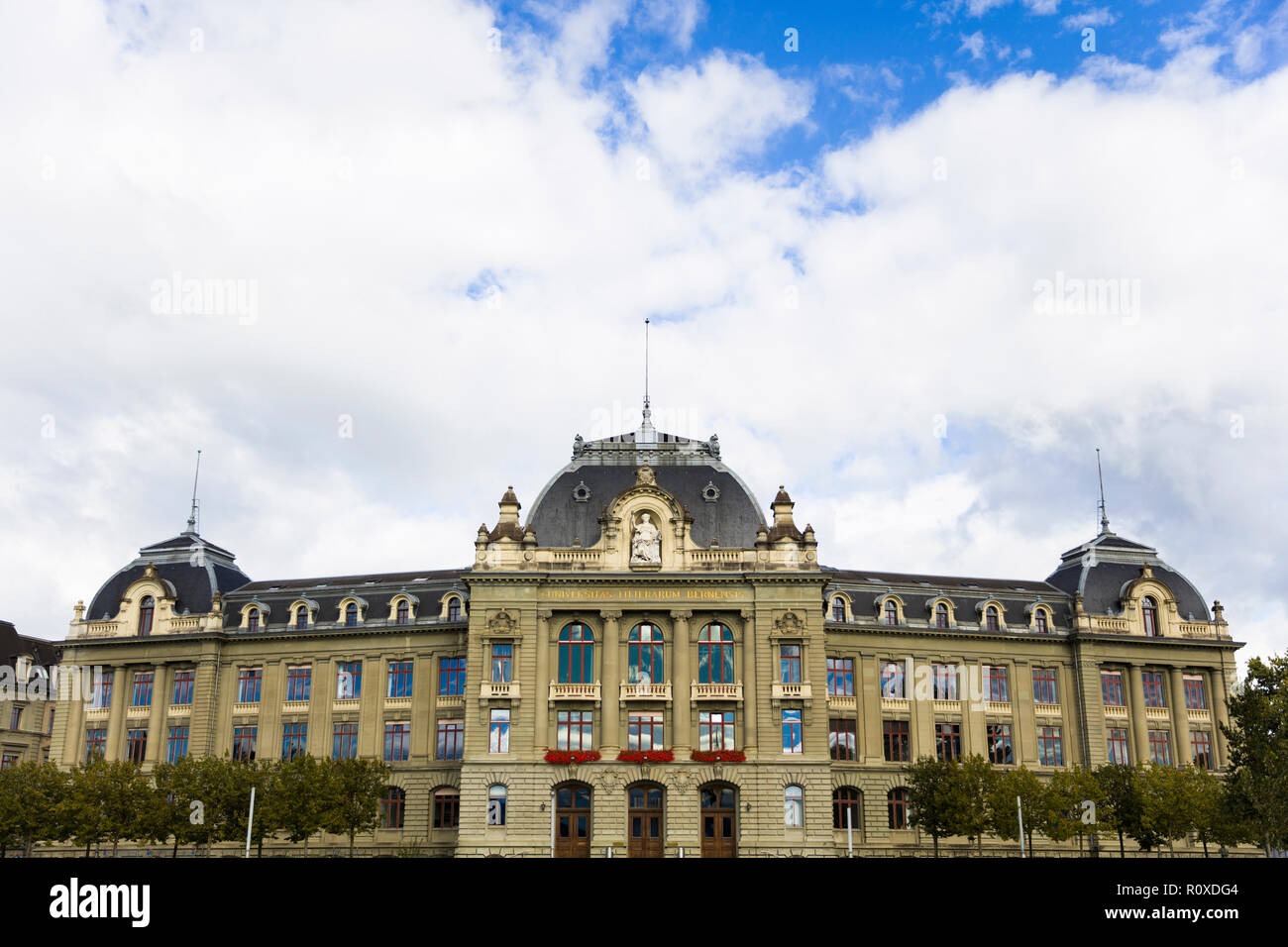 University bern hi-res stock photography and images - Alamy