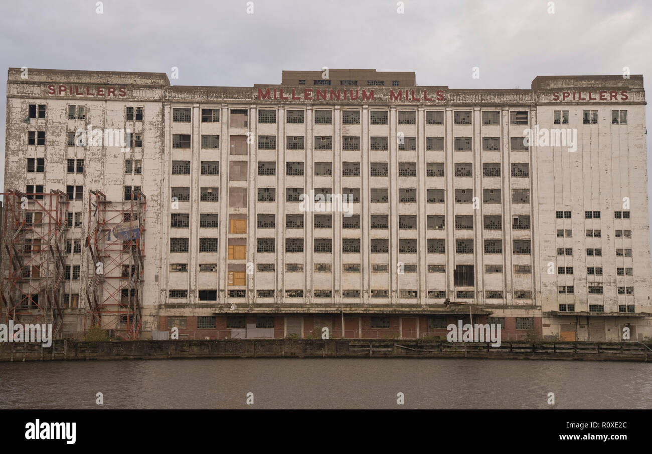Millennium mills redevelopment hi-res stock photography and images - Alamy