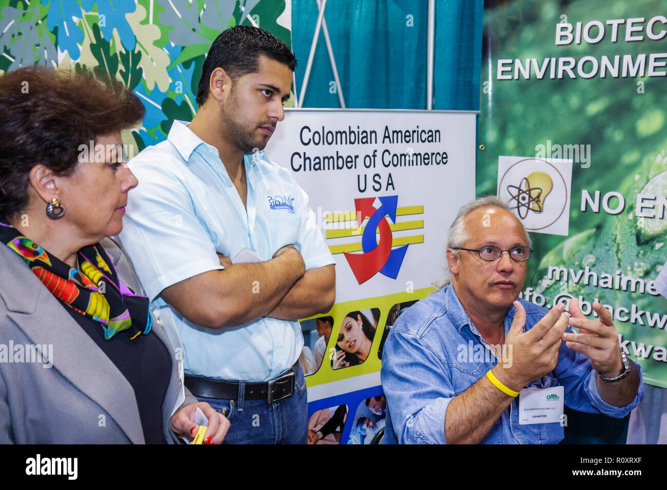 Green event hi-res stock photography and images - Alamy