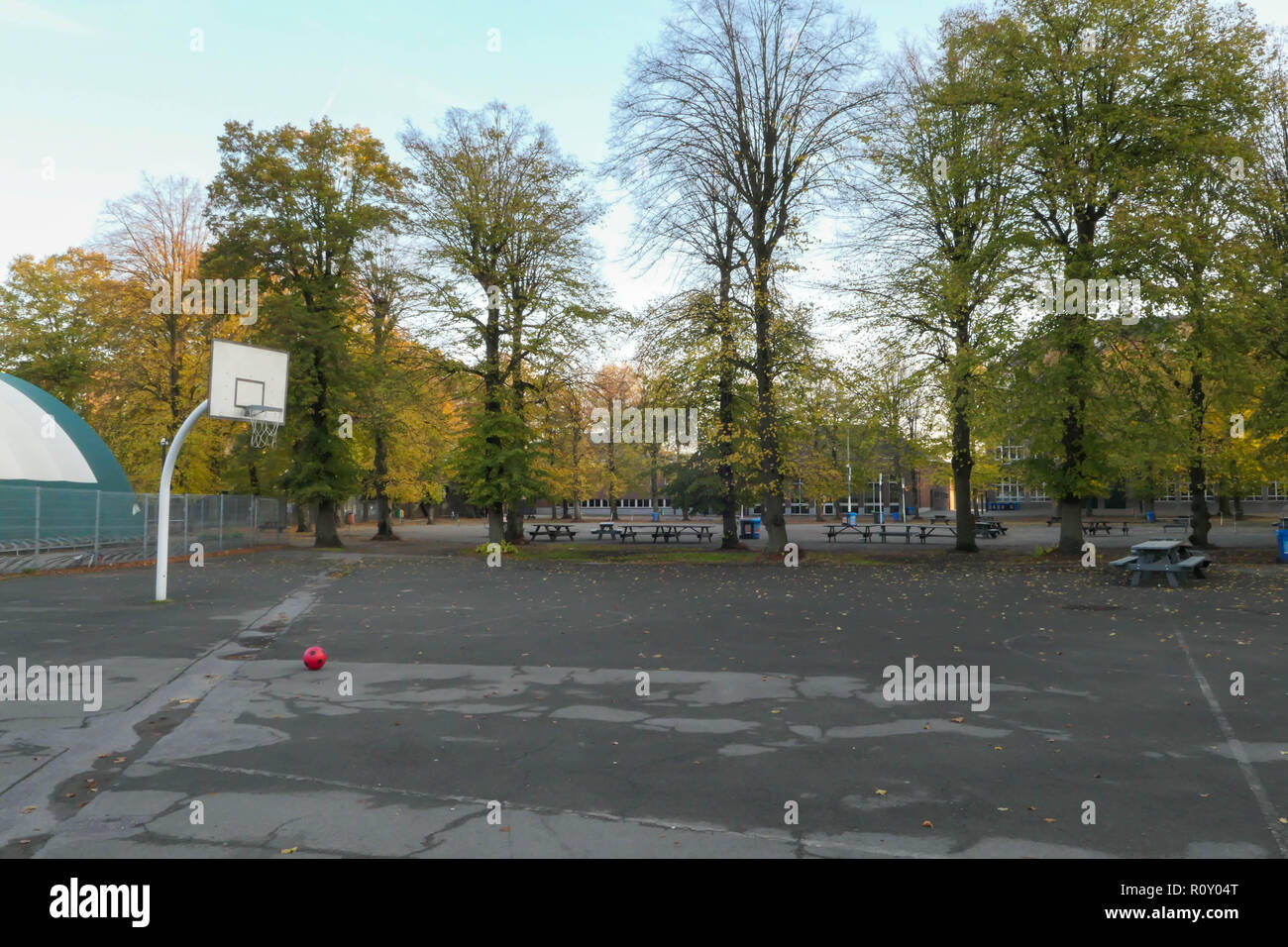 Empty school playground hi-res stock photography and images - Alamy