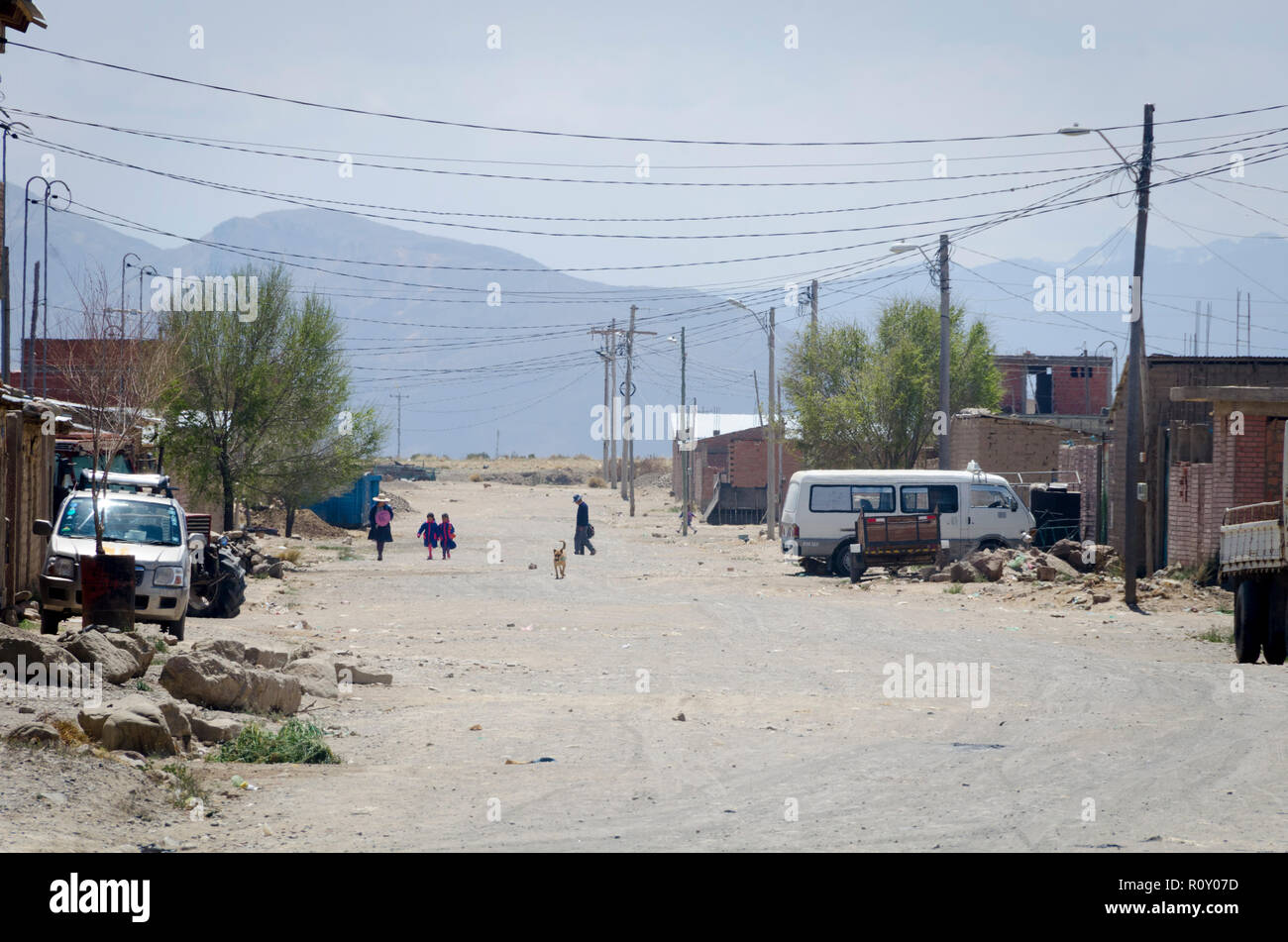 Dusty street hi-res stock photography and images - Alamy