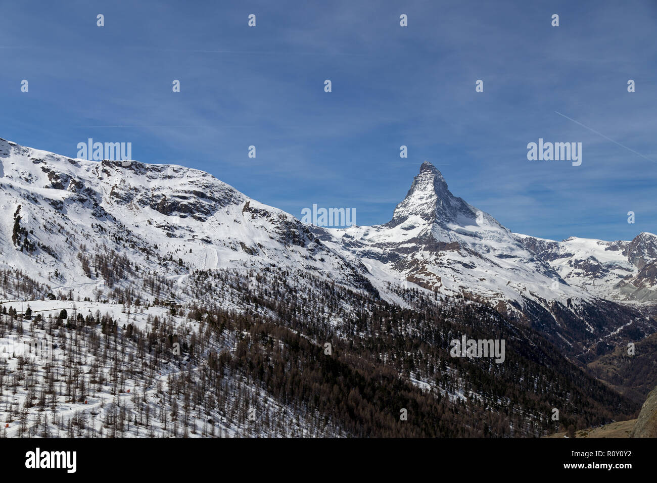 Winter view matterhorn zermatt hi-res stock photography and images - Alamy