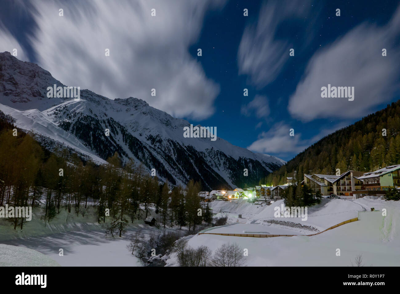 Solda italy hi-res stock photography and images - Alamy