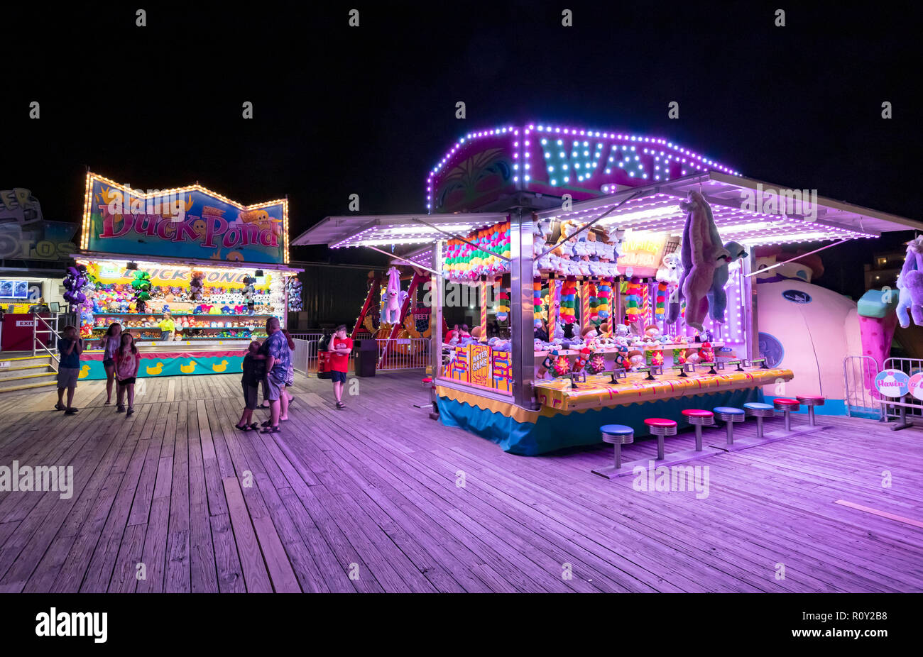 Boardwalk amusement park ride hi-res stock photography and images - Alamy