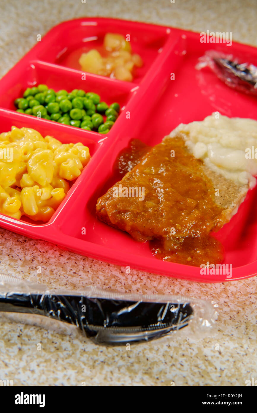 Grade school cafeteria hi-res stock photography and images - Alamy