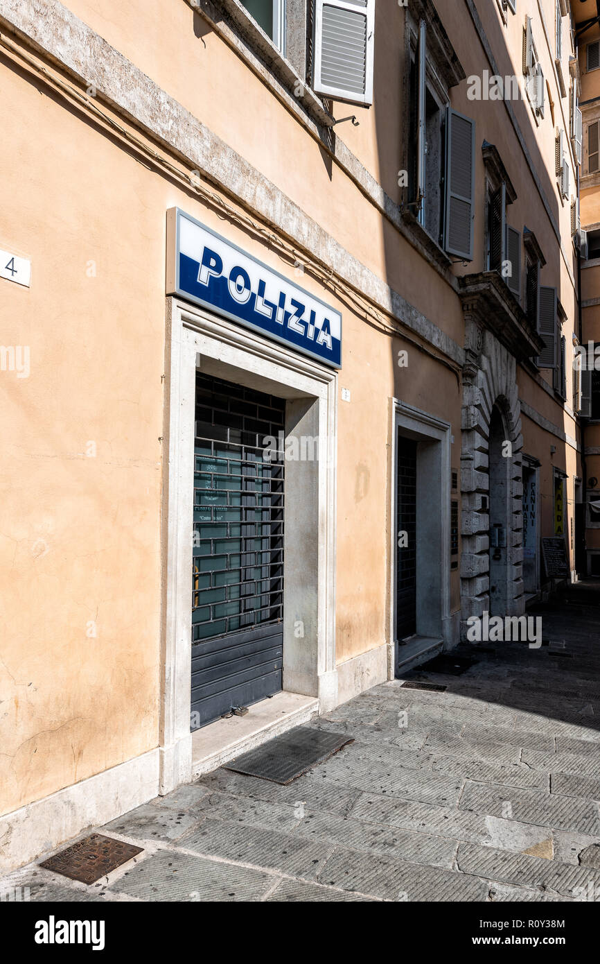 Italian police station hi-res stock photography and images - Alamy