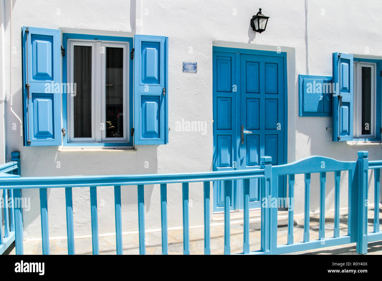 House greece greek shutters hi-res stock photography and images - Alamy