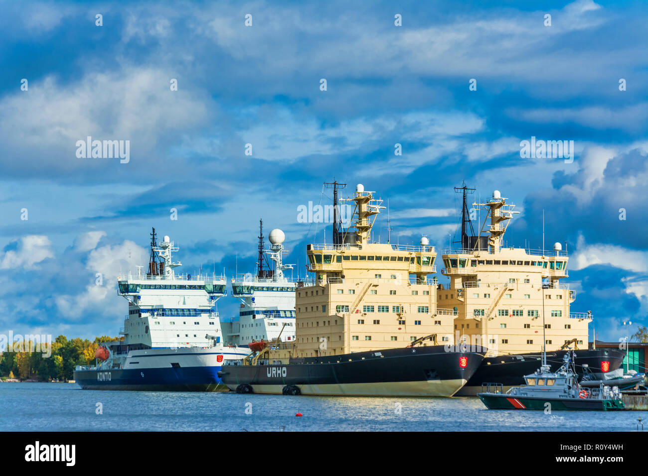 Ice breaker icebreakers hi-res stock photography and images - Alamy