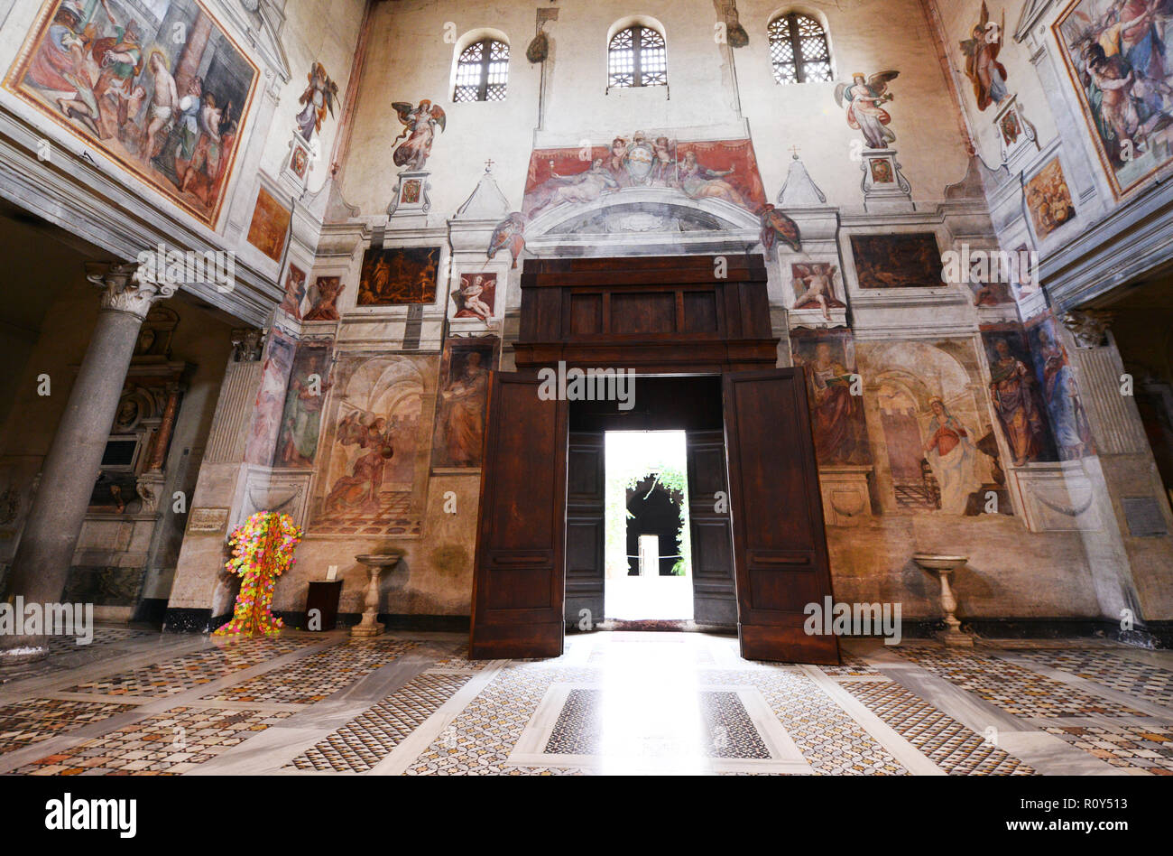 Basilica of saint praxedes hi-res stock photography and images - Alamy