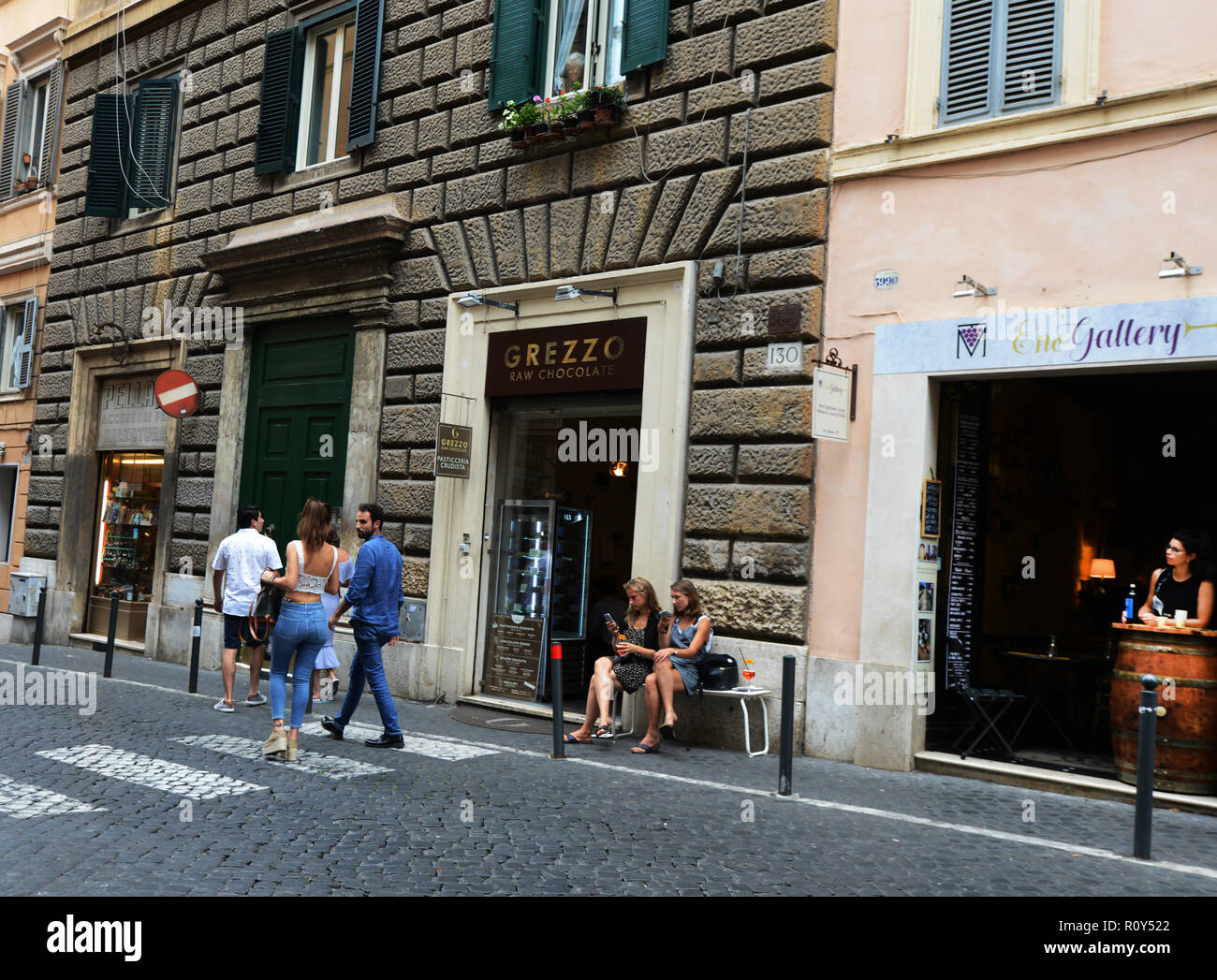 The vibrant Via Urbana in Monti, Rome Stock Photo - Alamy