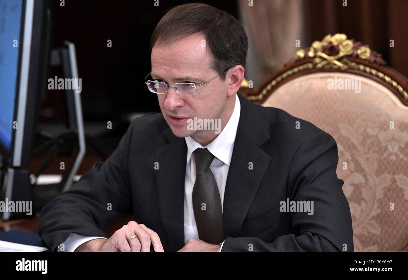 Minister of culture hi-res stock photography and images - Alamy