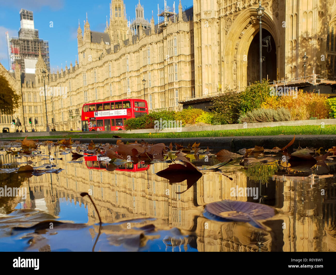 Westminster, London, UK 7 Nov 2018 - Houses of Parliament Big Ben and ...