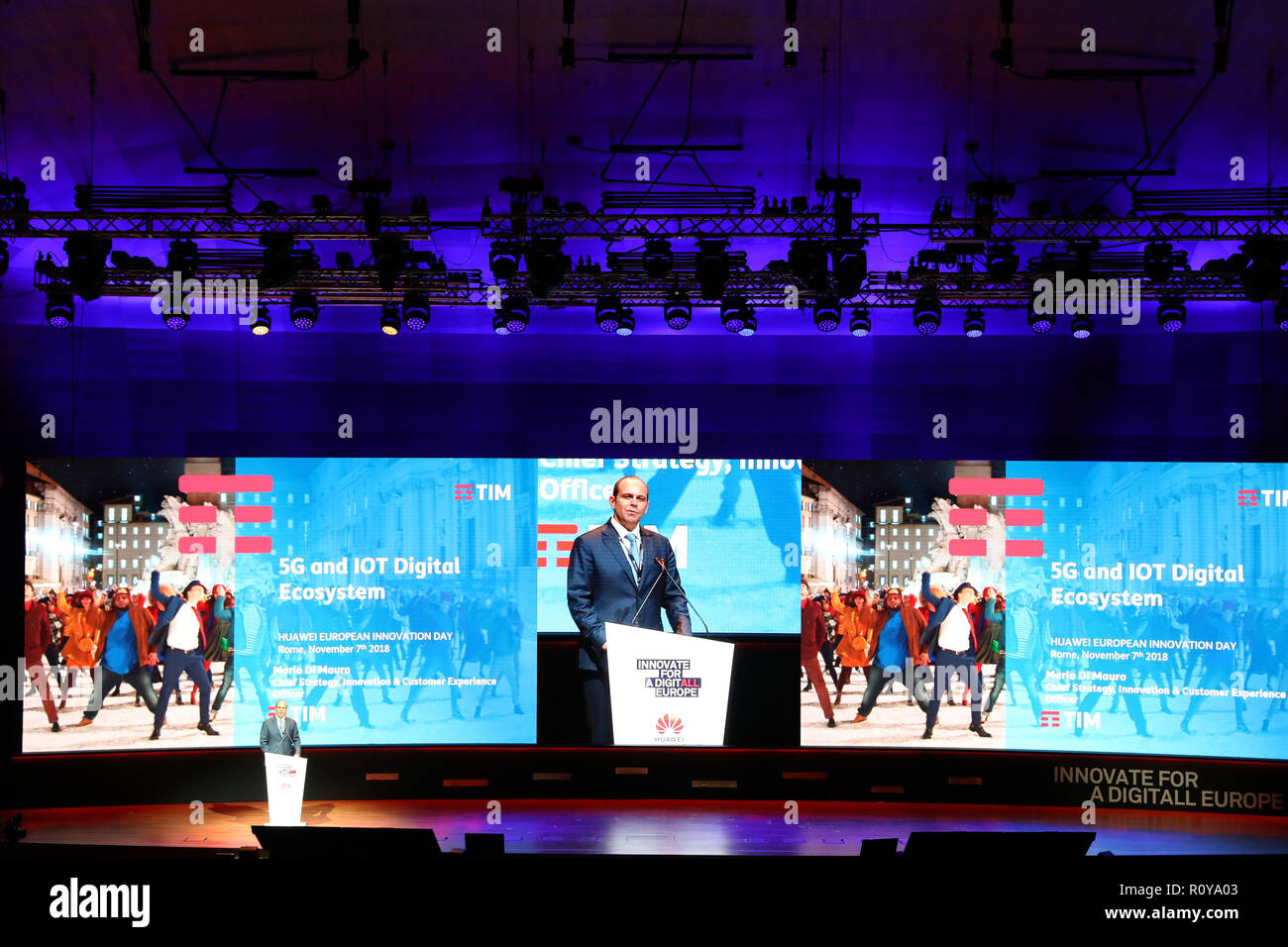 Mario di mauro hi-res stock photography and images - Alamy