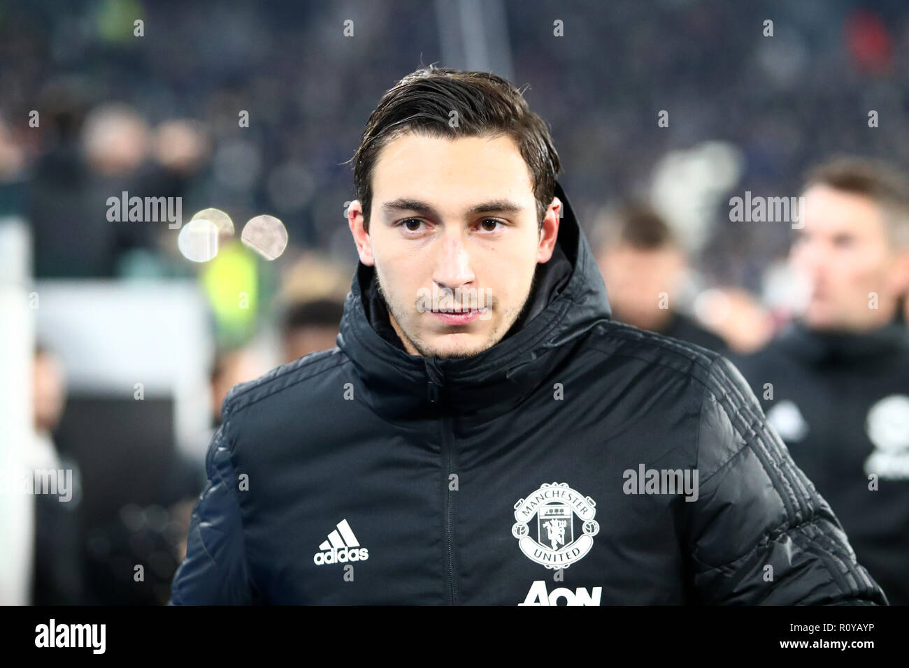 Matteo darmian manchester united hi-res stock photography and images ...