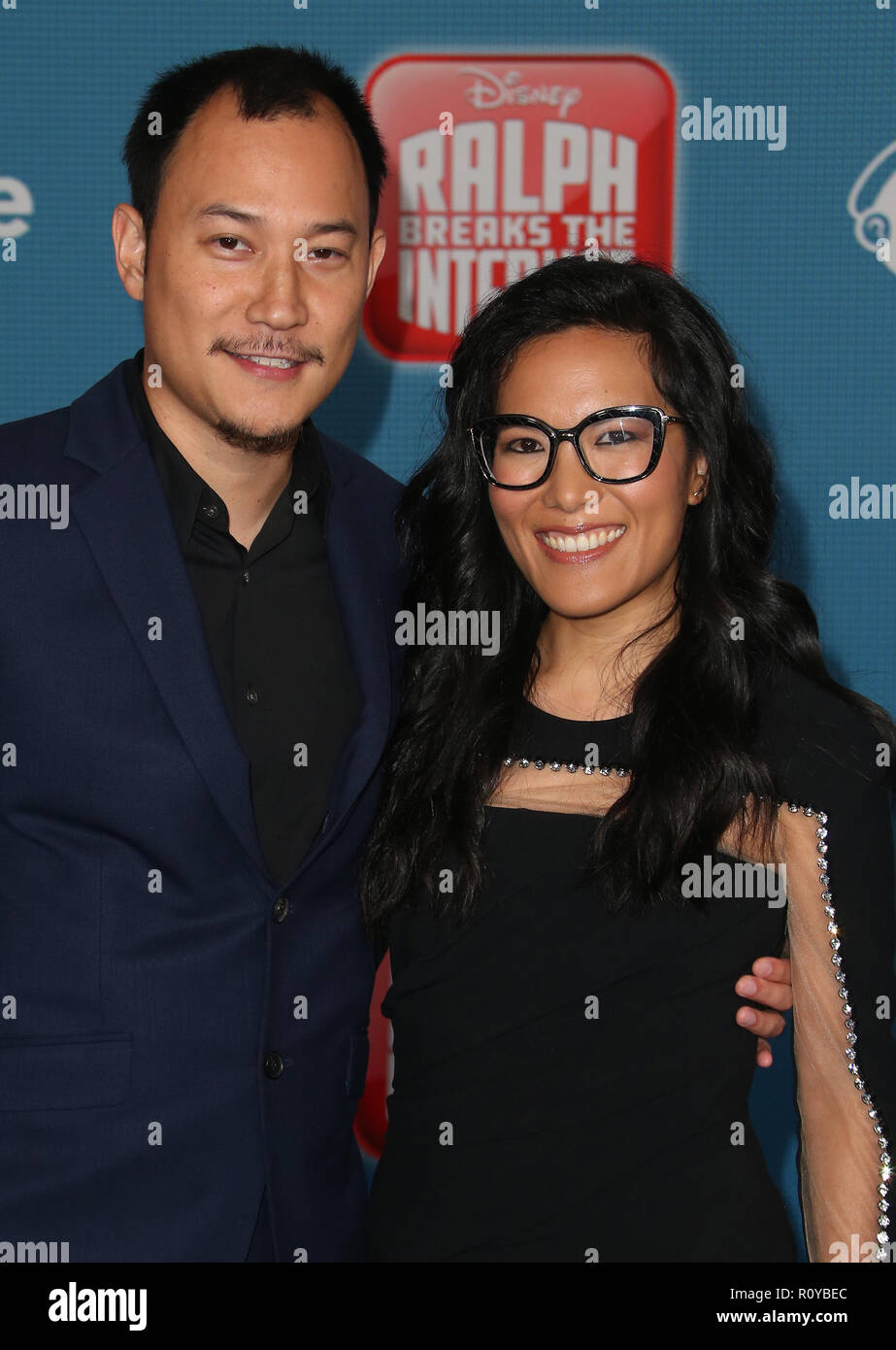Los Angeles, California, USA. 5th Nov, 2018. Justin Hakuta, Ali Wong ...