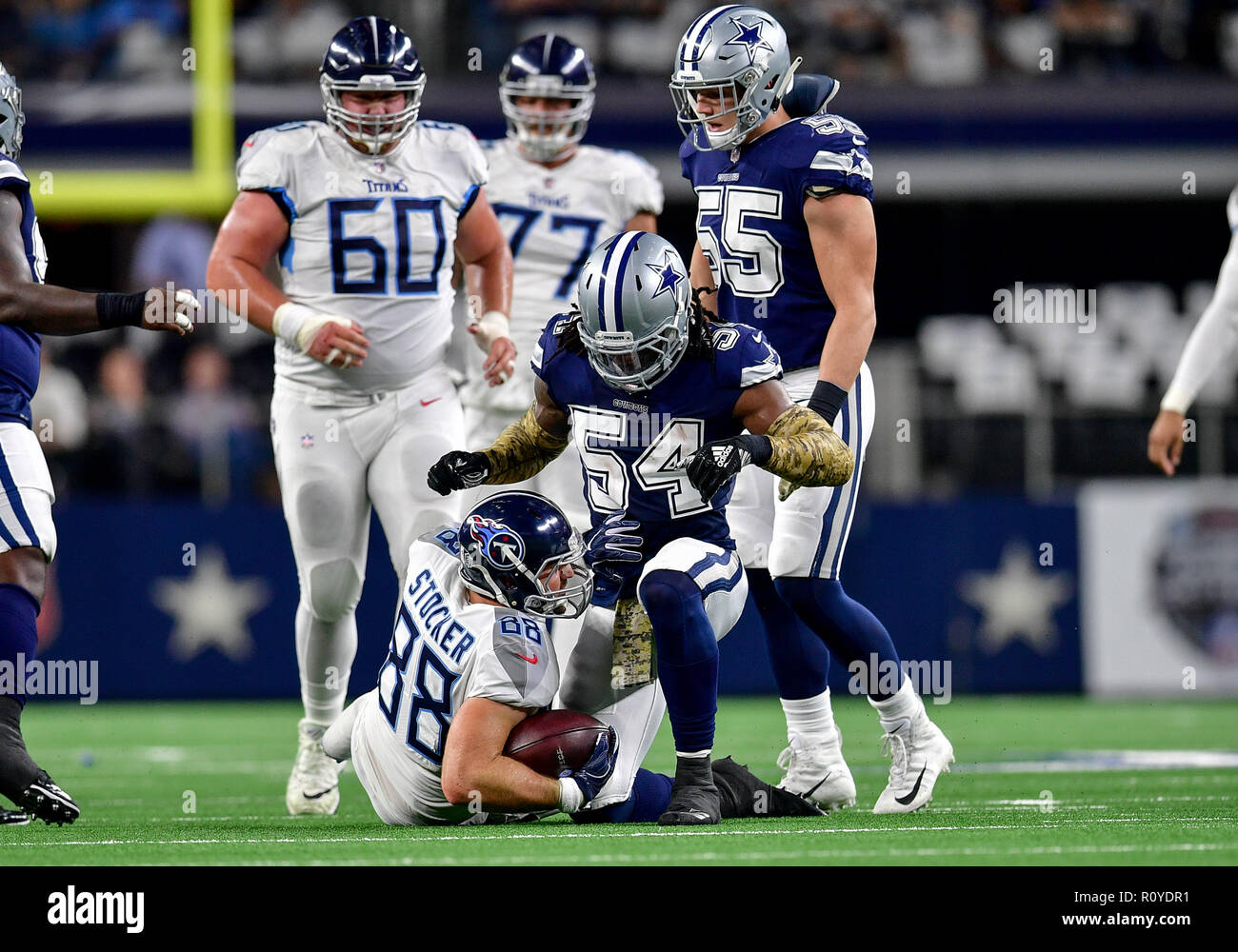 November 05, 2018:.Tennessee Titans tight end Luke Stocker (88) catches ...