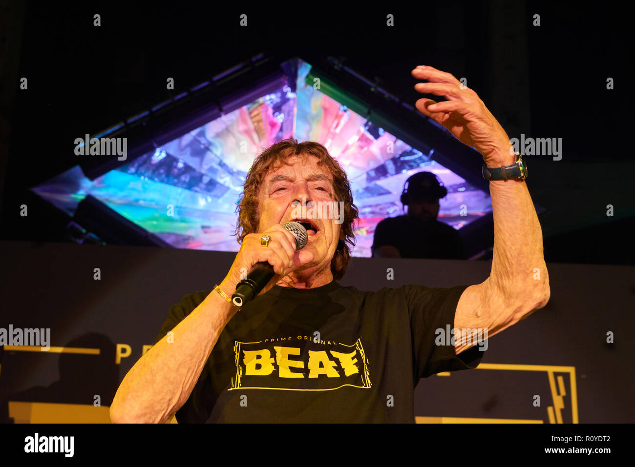 Berlin, Germany. 08th Nov, 2018. The pop singer Tony Marshall sings as ...