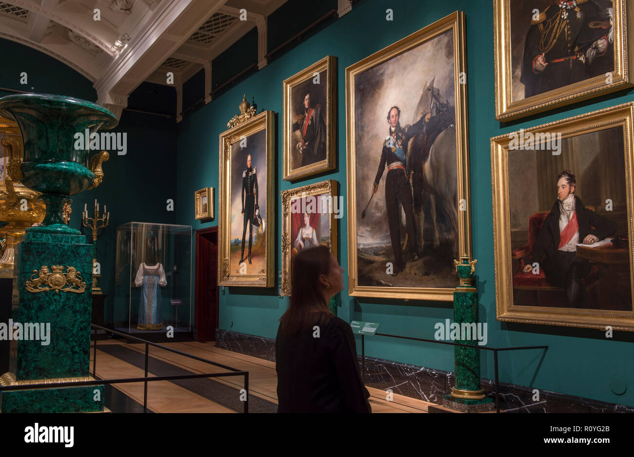 Buckingham palace queens gallery 2018 hi-res stock photography and ...