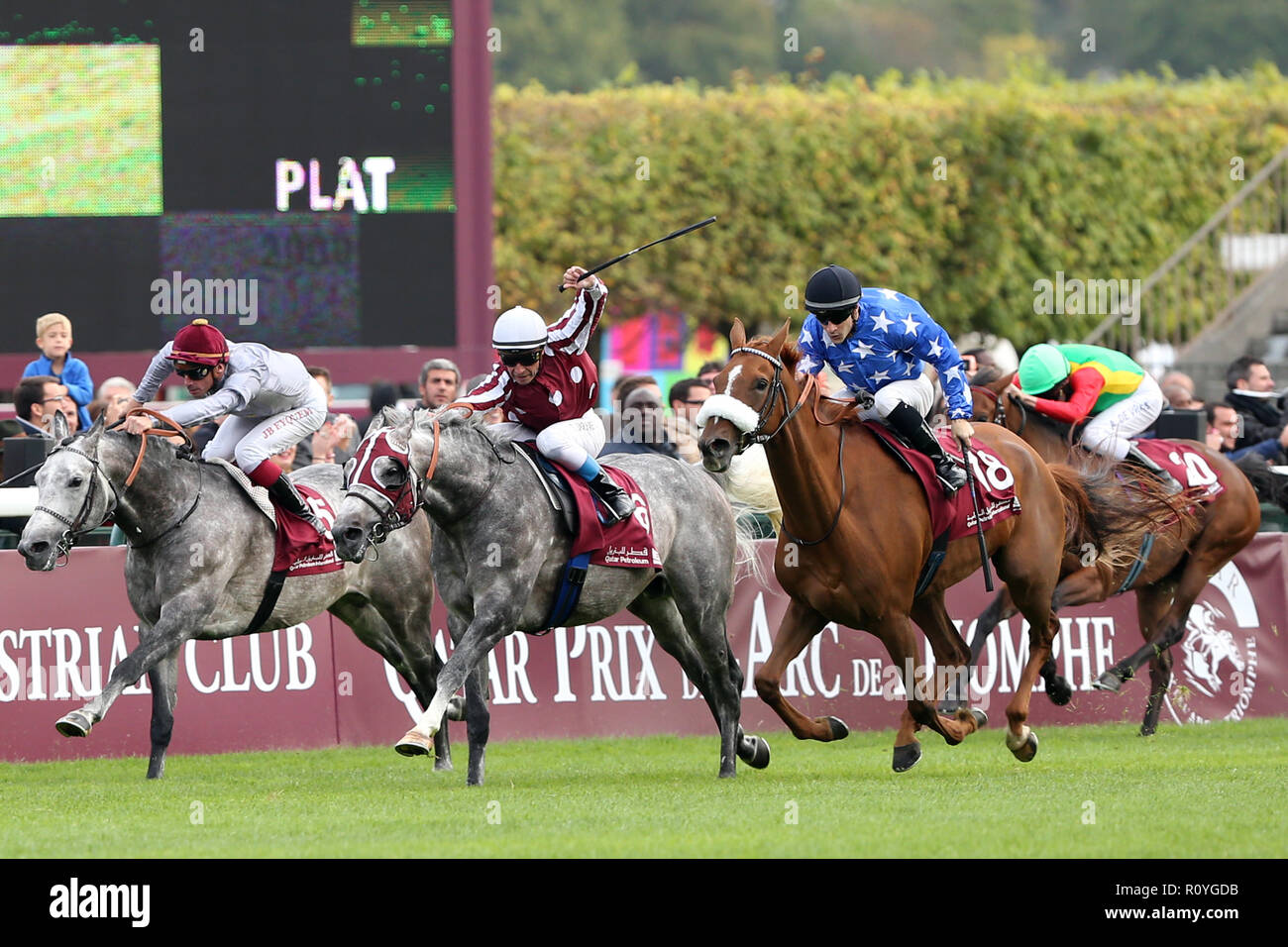 Paris longchamp arc de triomphe hi-res stock photography and images - Alamy
