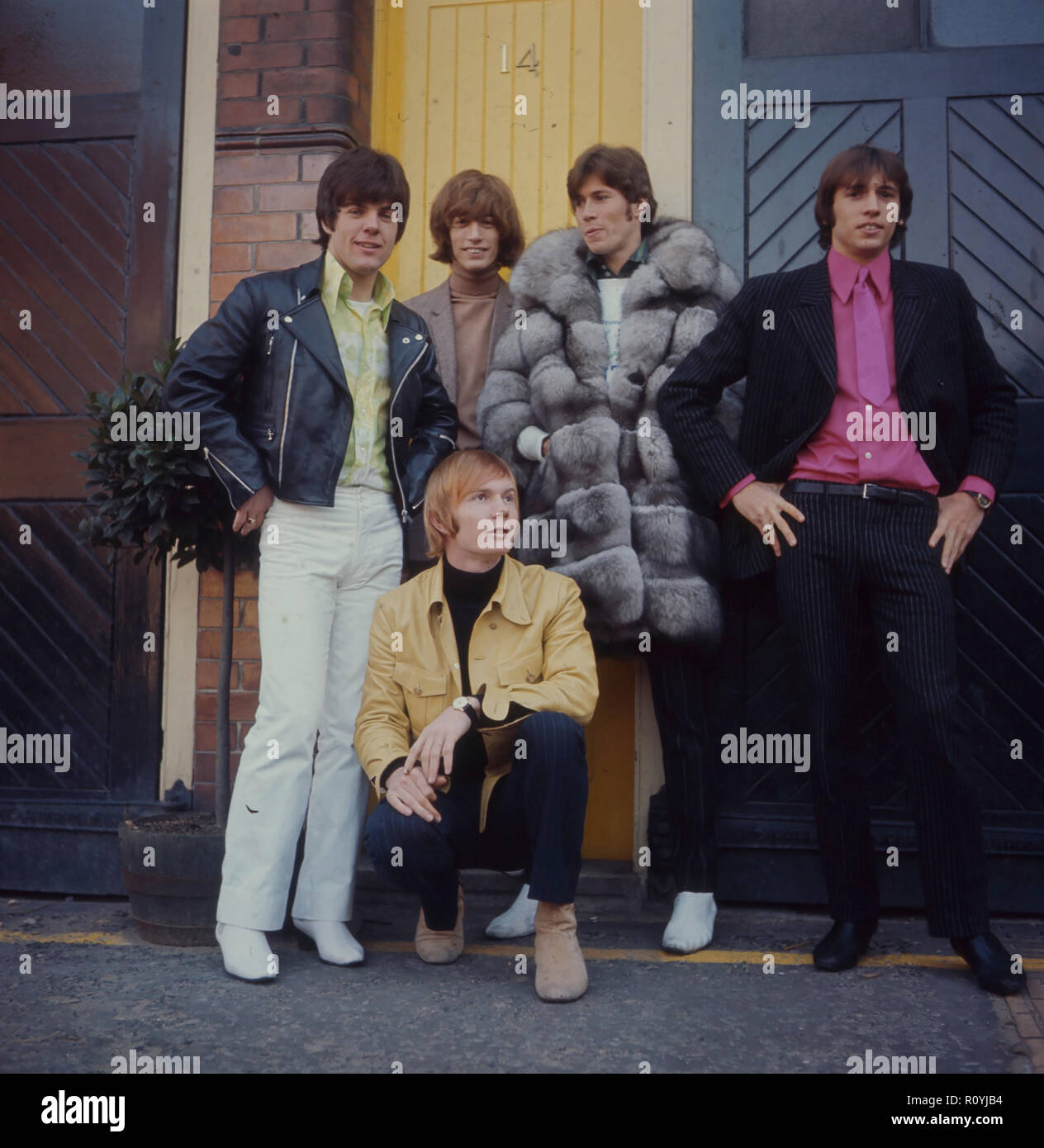 BEE GEES UK pop group in 1968. From left: Vince Melouney, Robin Gibb ...
