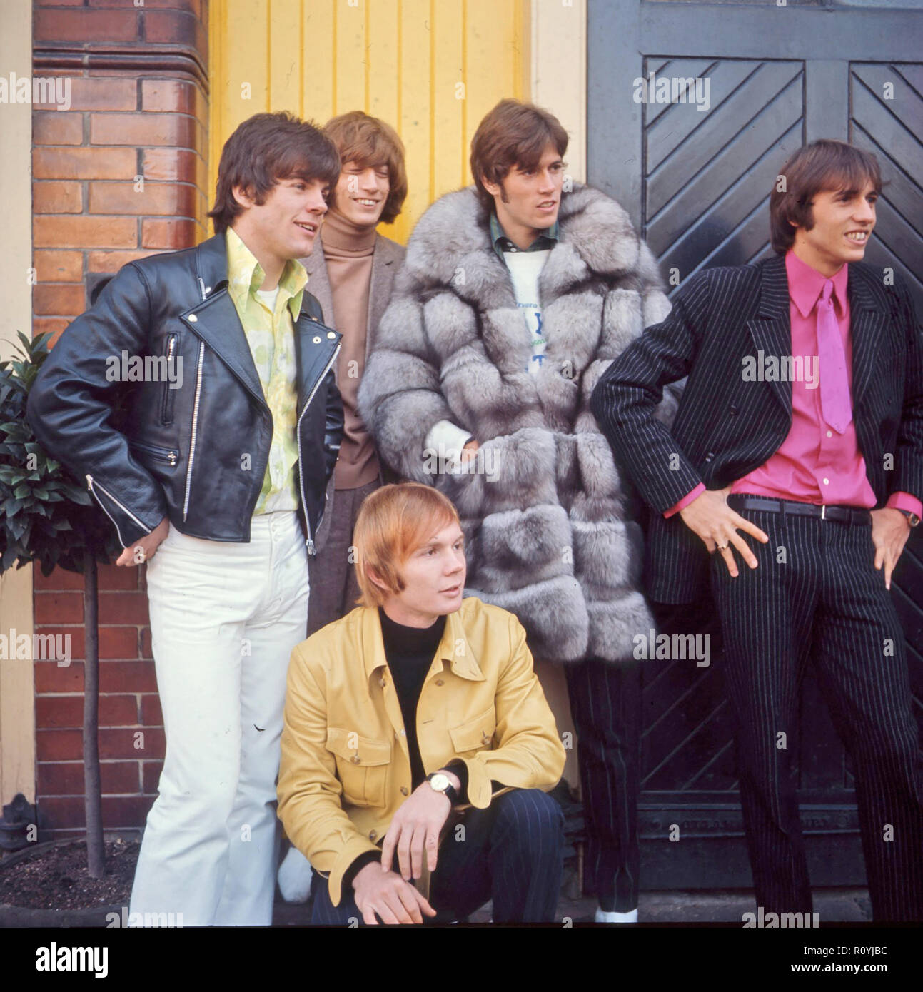 BEE GEES UK pop group in 1968. From left: Vince Melouney,Robin Gibb ...