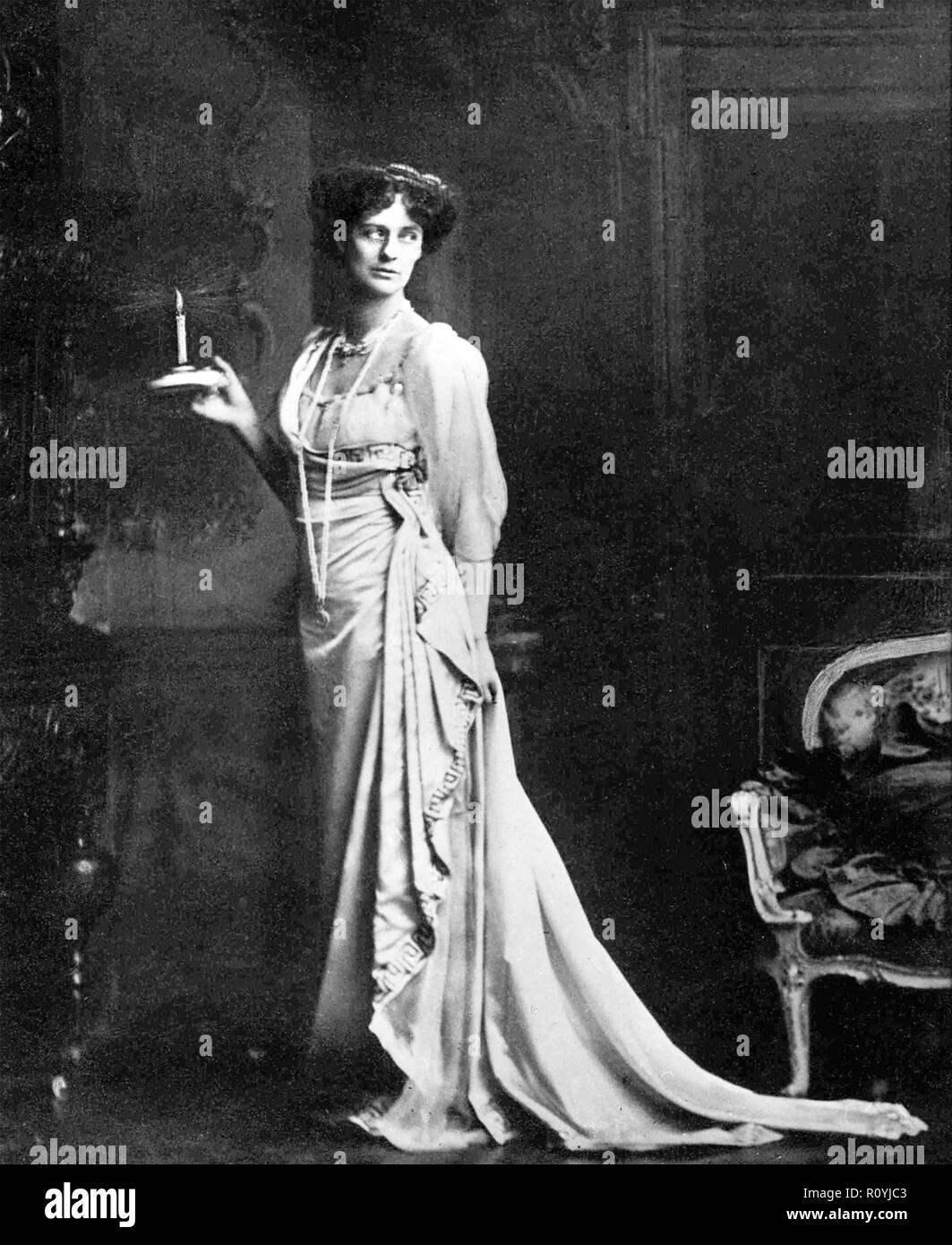 CONSTANCE MARKIEVICZ (1868-1927) Irish revolutionary,politician, and ...