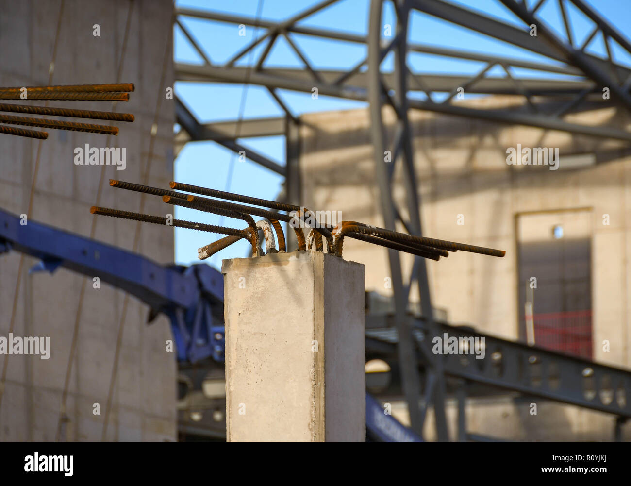 Reinforced concrete pillars hi-res stock photography and images - Alamy
