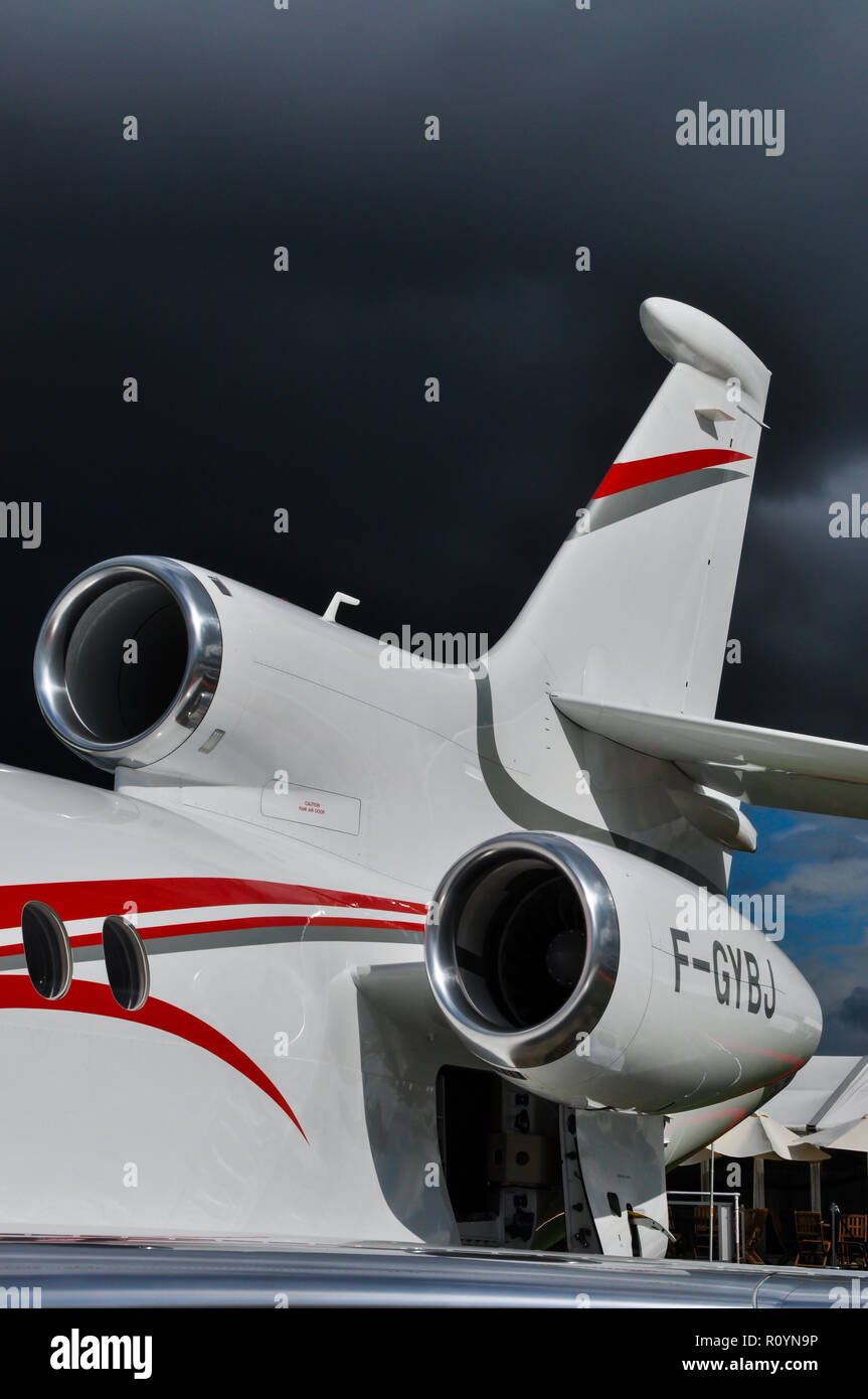 Dassault falcon 7x hi-res stock photography and images - Alamy