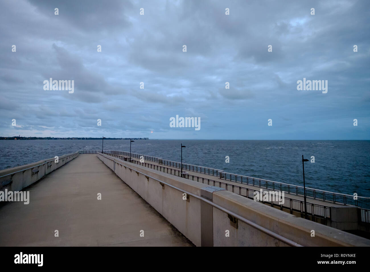 Ted smout memorial bridge hi-res stock photography and images - Alamy