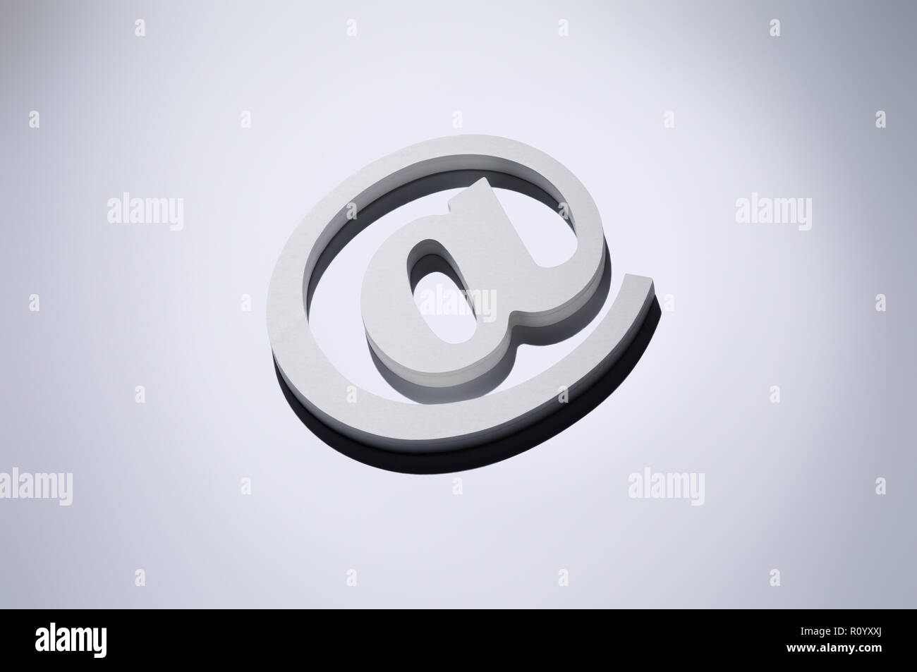 Ampersat mark sign symbol internet hi-res stock photography and images ...