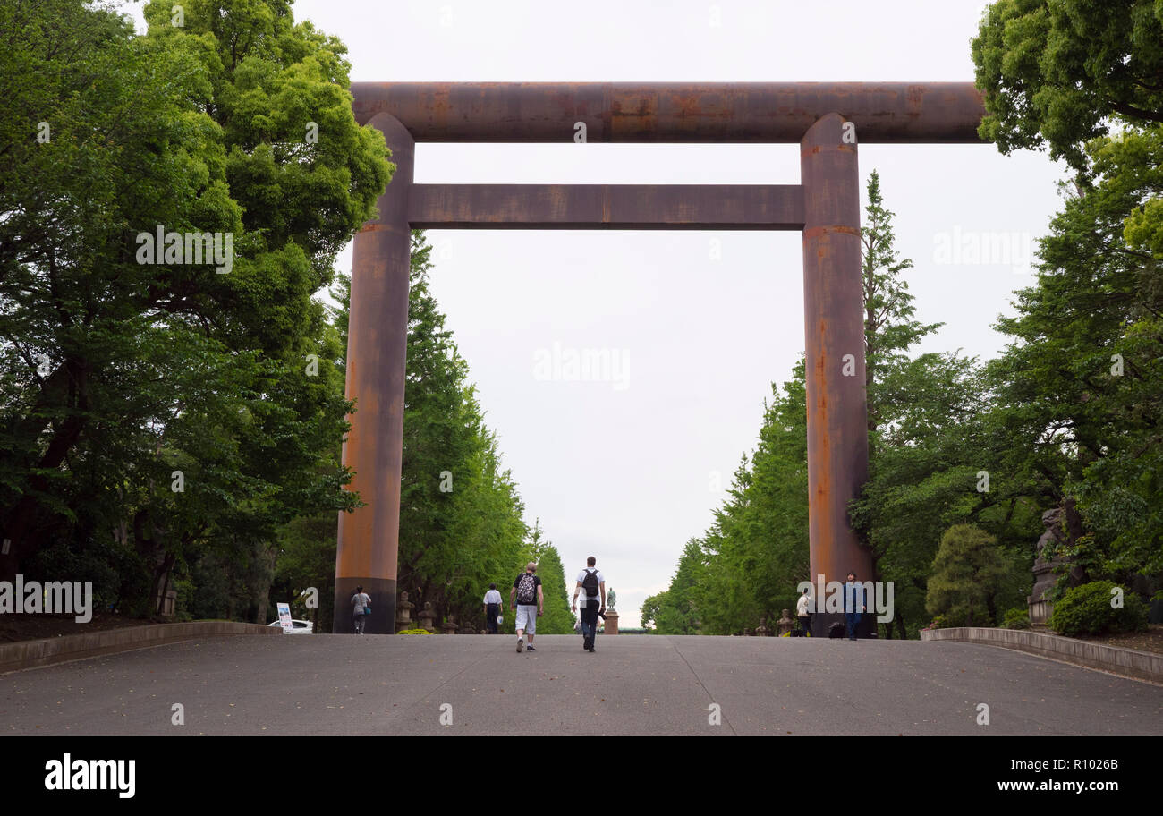 Iron arches near the Shinto Shrine in Tokyo, Japan Stock Photo - Alamy