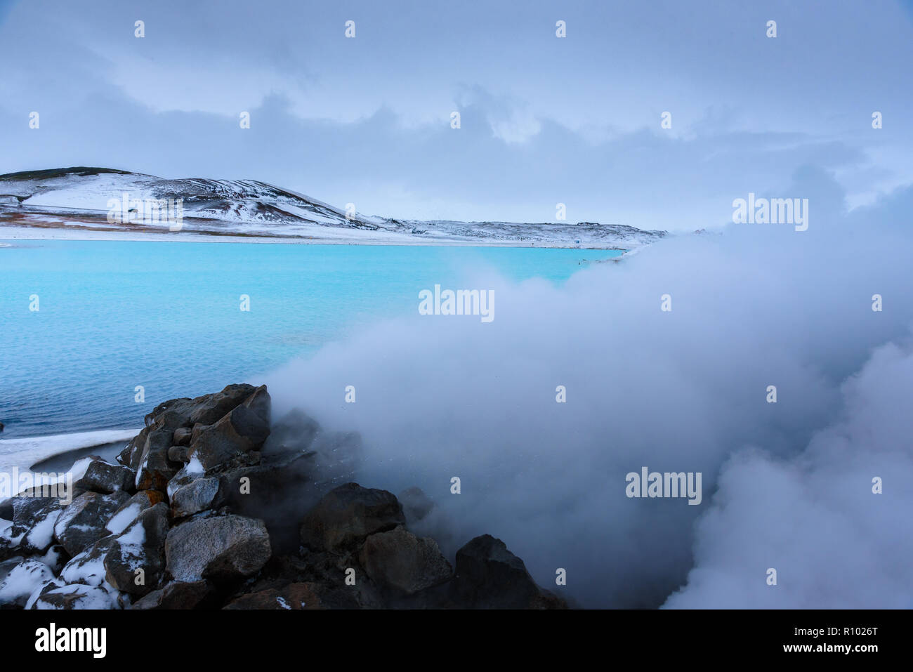 Amazing Iceland in winter - breathtaking scenery and frozen landscapes ...