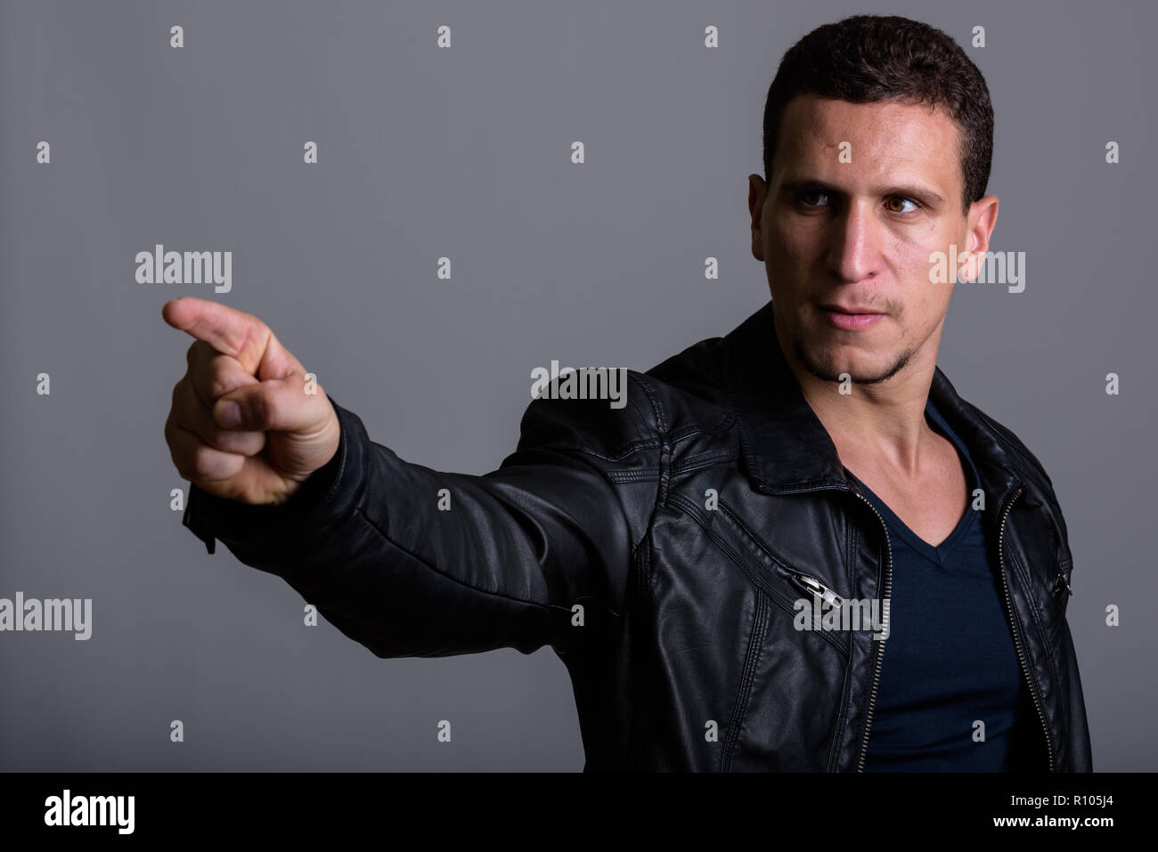 Man pointing distance hi-res stock photography and images - Alamy