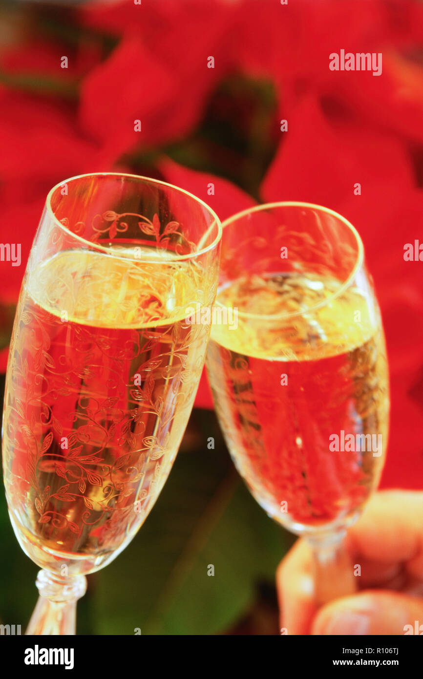 Crystal flutes hi-res stock photography and images - Alamy