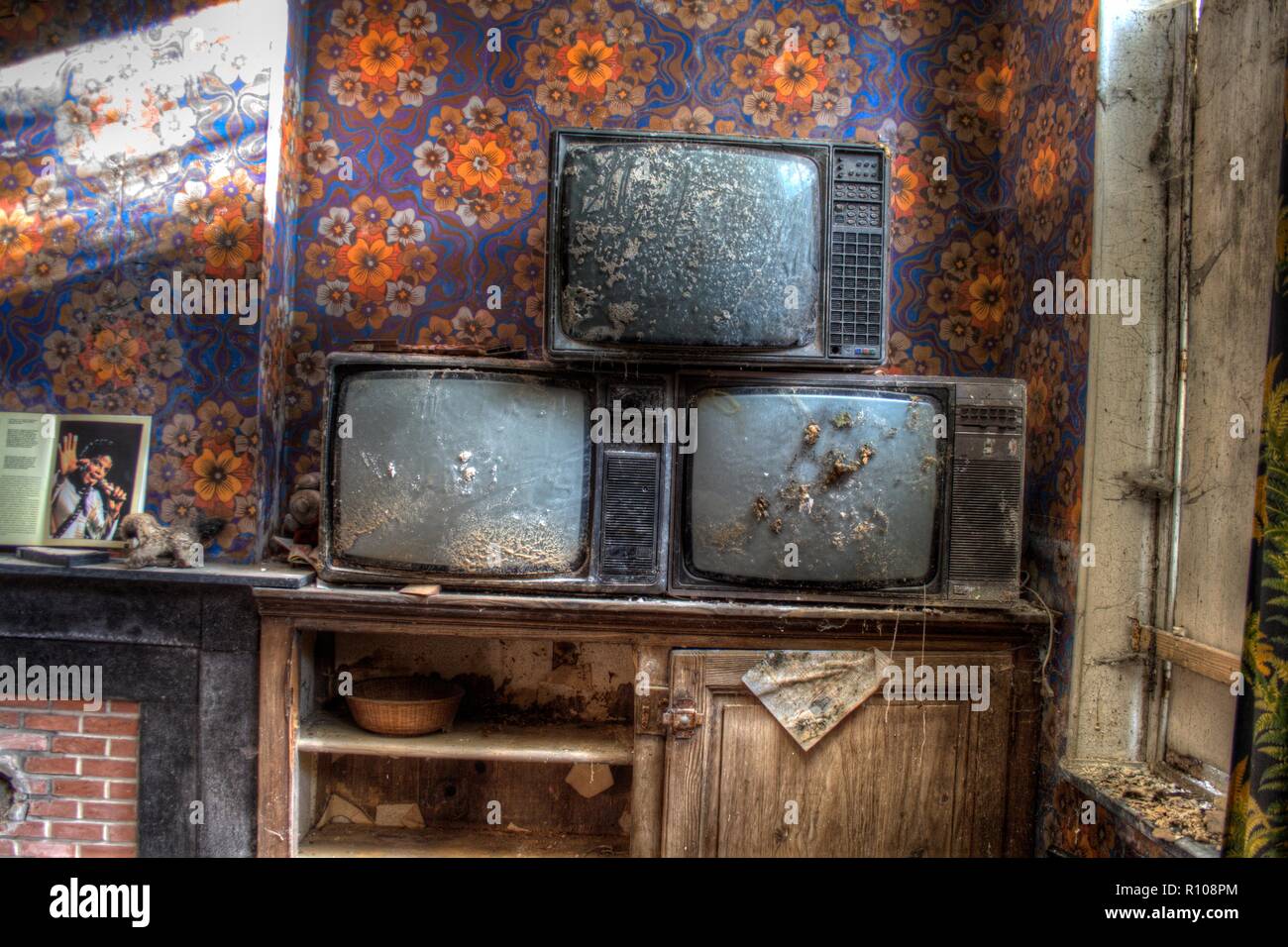 Amazing abandoned building in Belgium. These are all Urbex buildings ...