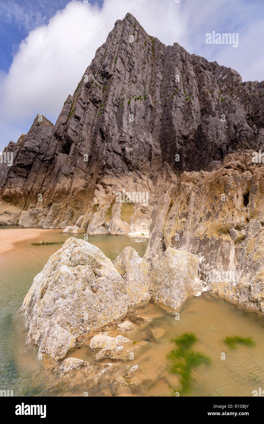 Three cliffs bay beach hi-res stock photography and images - Alamy