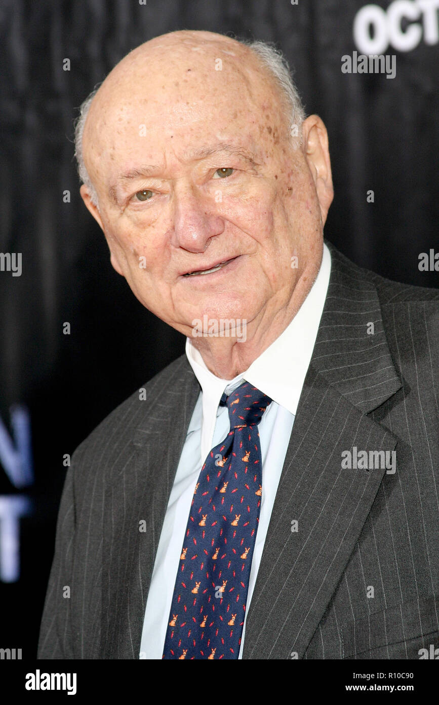 NEW YORK Ð October 9: Mayor Ed Koch at The Cinema Society Presentation ...