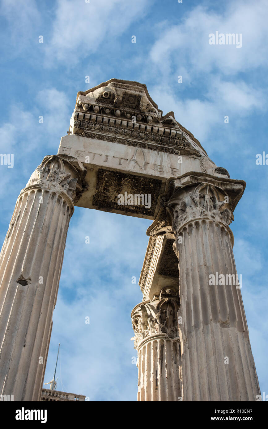 antique romanian building in foro romano, Rome, Italy Stock Photo - Alamy