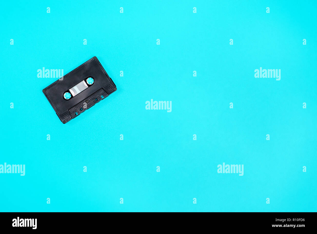 Black music record green label hi-res stock photography and images - Alamy