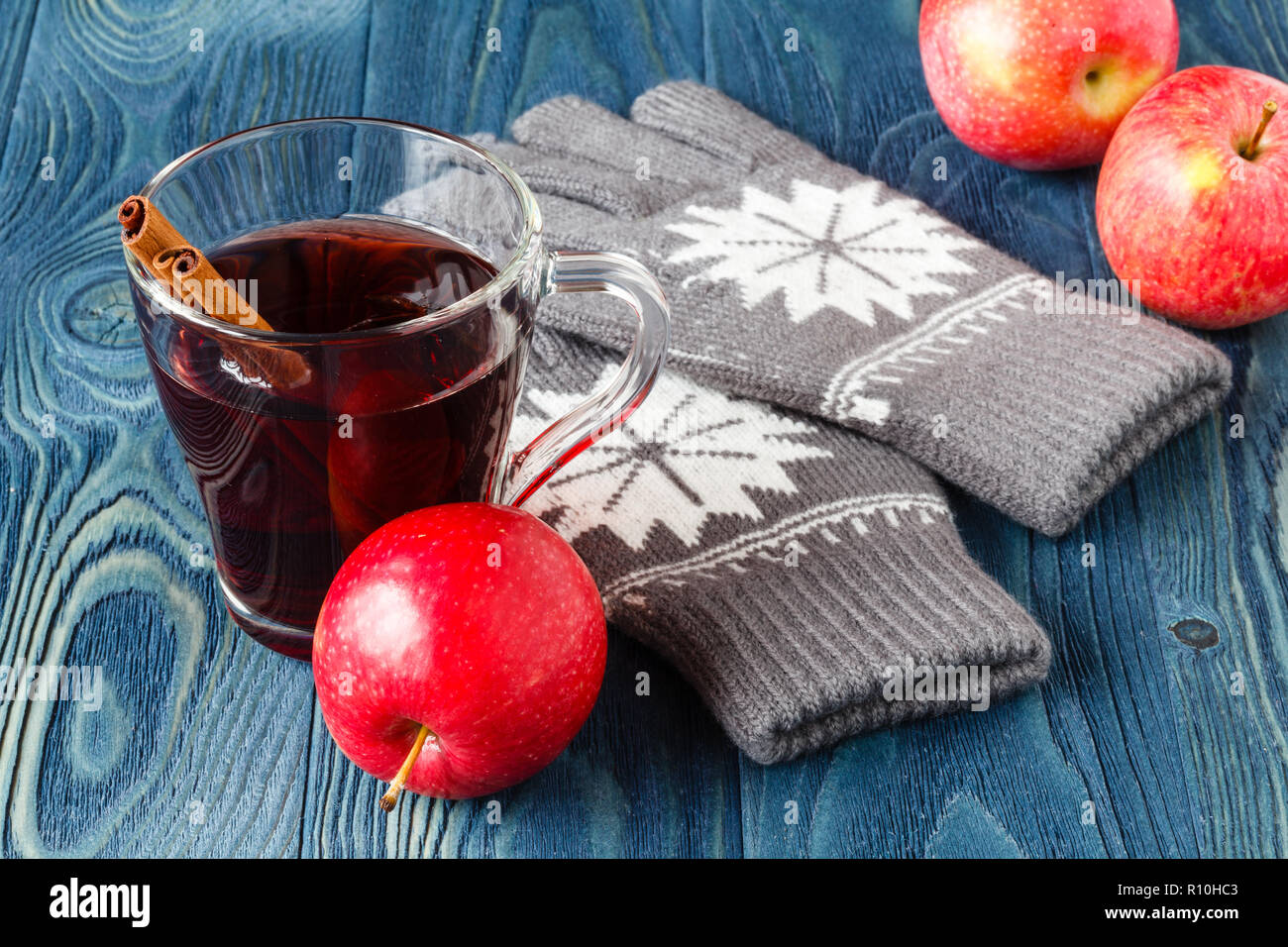 Relax hot alcohol drink with spices, mulled wine Stock Photo - Alamy