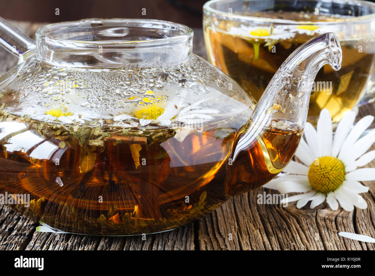 Herbal chamomile tea Stock Photo - Alamy