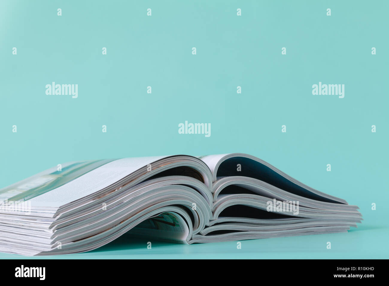 Stacking magazines hi-res stock photography and images - Alamy